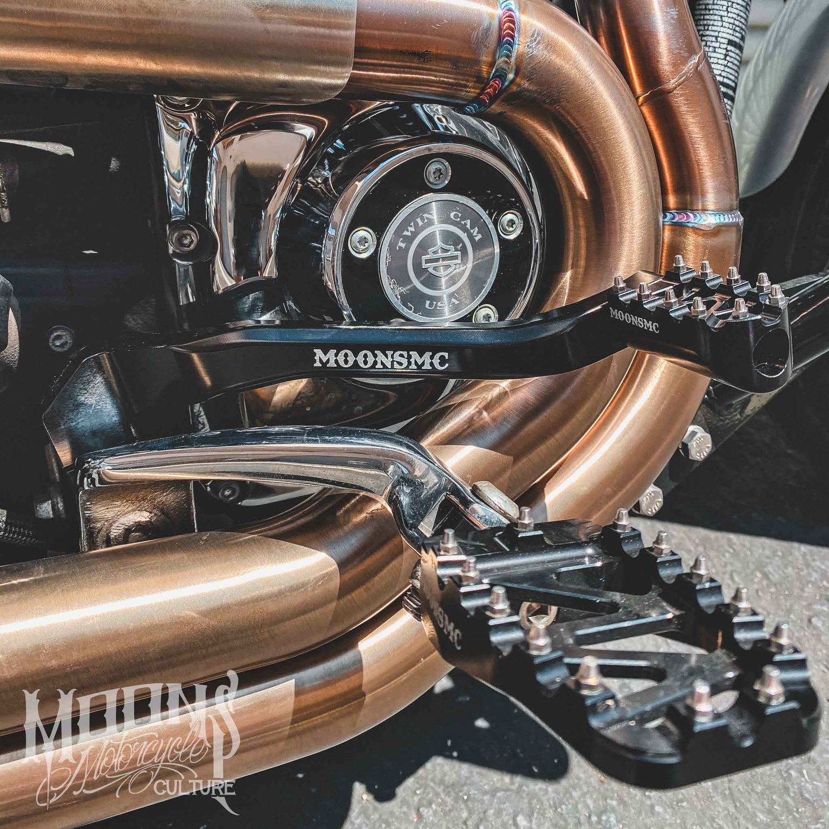 MOONSMC® DYNA FXD BRAKE PEDAL ARM – MOONSMC® // Moons Motorcycle Culture